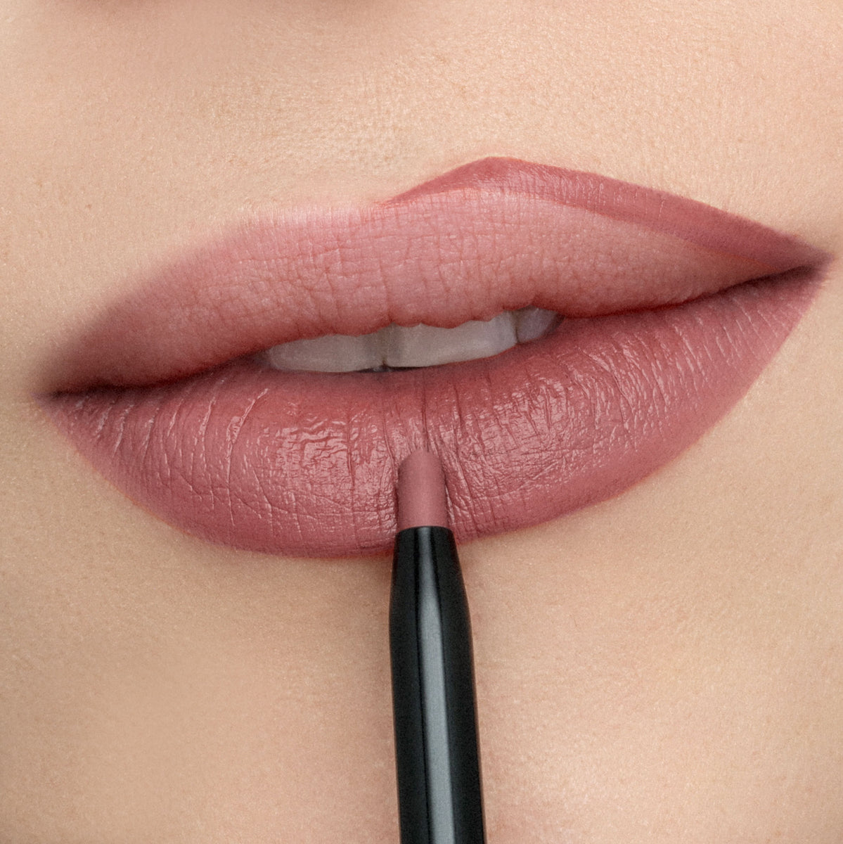 Lip Liner - Matte Lip Contour Pencils - Runway Rogue
