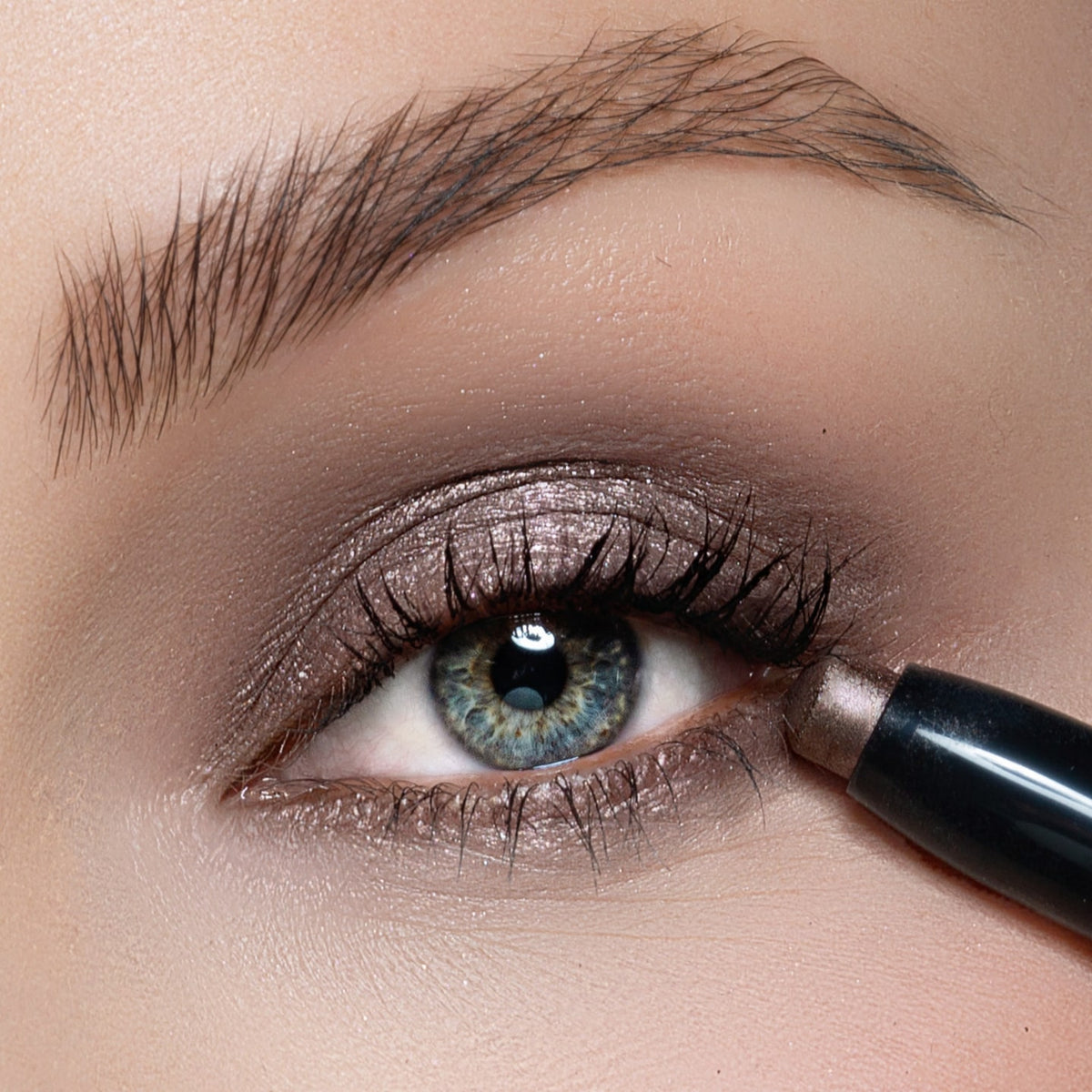 Curtain Call | A Smokey Slate Mauve Shimmer Eyeshadow Stick – Runway Rogue